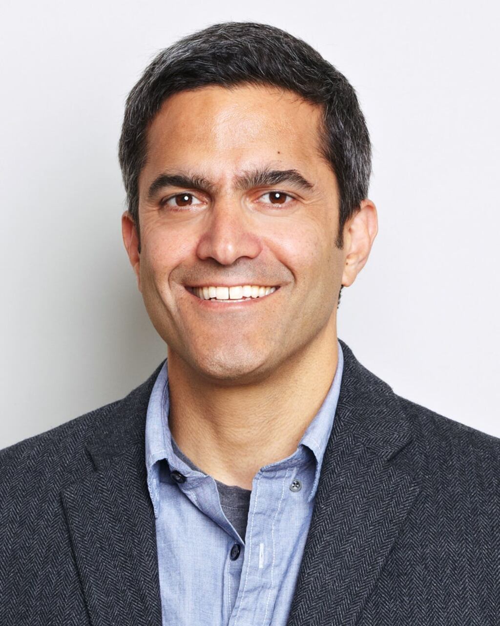 Banana Republic Hires CEO, Creative Director Leaves Mac Cosmetics | BoF