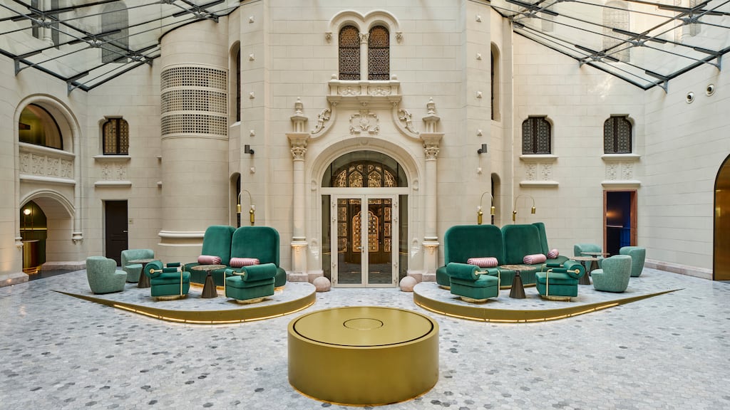 W Hotels’ Lessons in Luxury’s Evolution to Meet Global Consumer ...