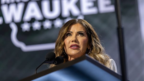 Plastic Surgeons Wrestle With Requests for ‘Mar-A-Lago Face’ | BoF